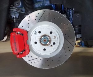 Carbon-Ceramic Brakes on Mercedes-Benz GLC63 AMG W253