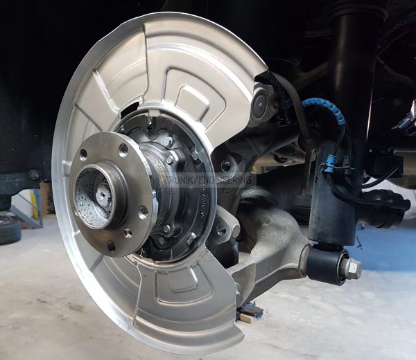 Brake system set installation BMW X5 F15 in blue
