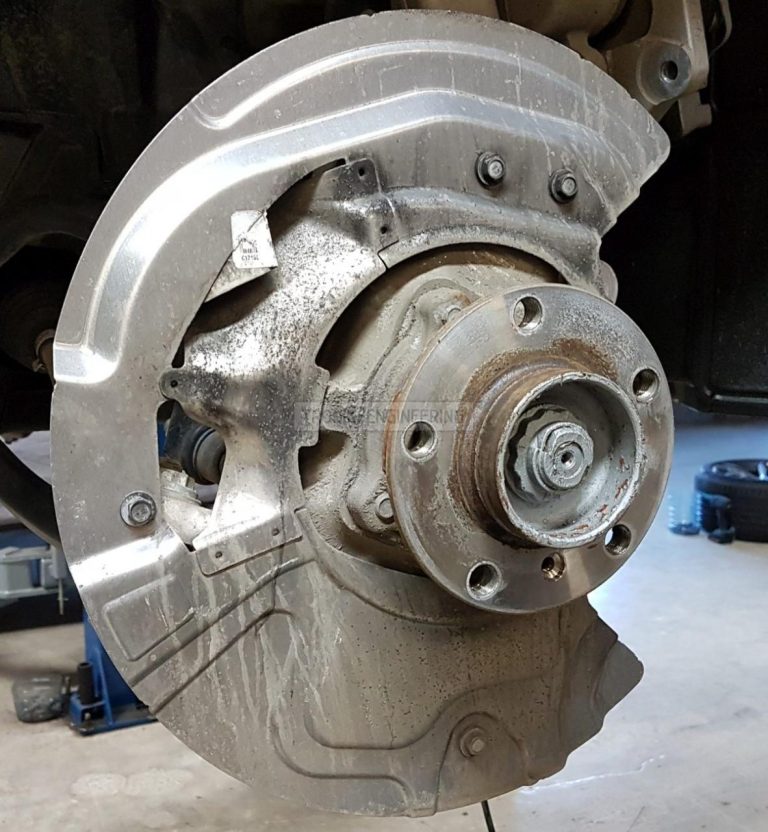Brake system set installation BMW X5 F15 in blue