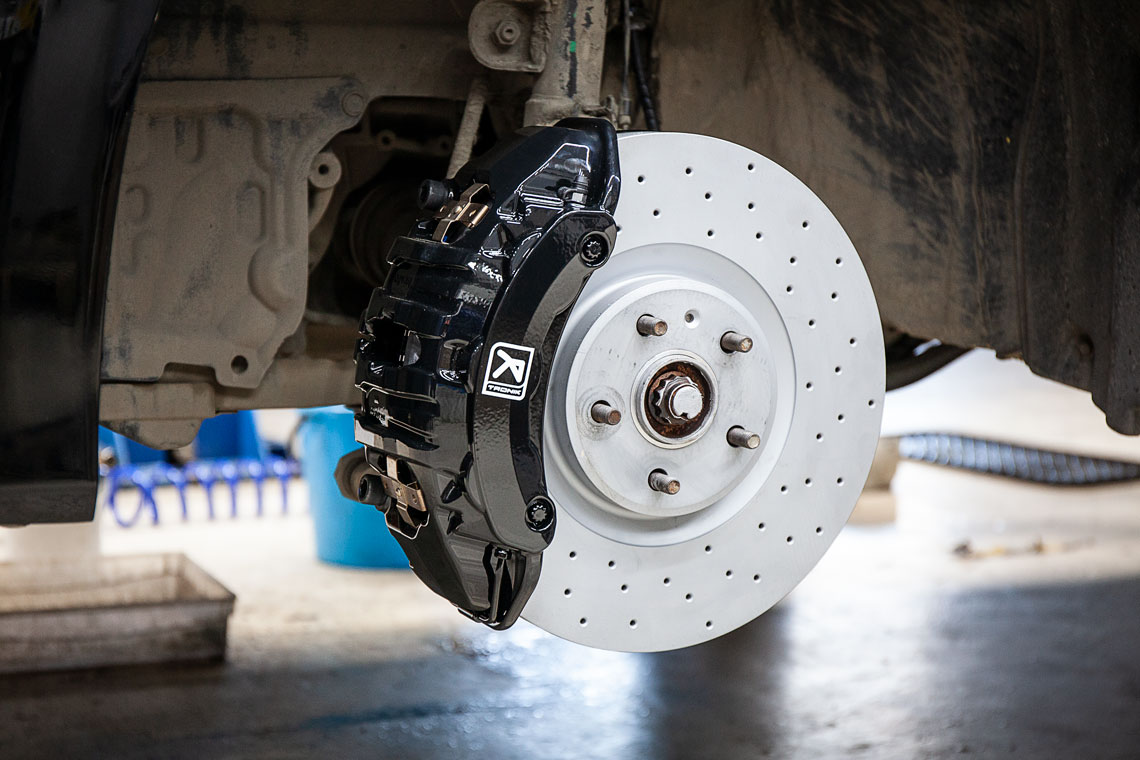 Toyota Alpard brakes system | by Tro-Nik